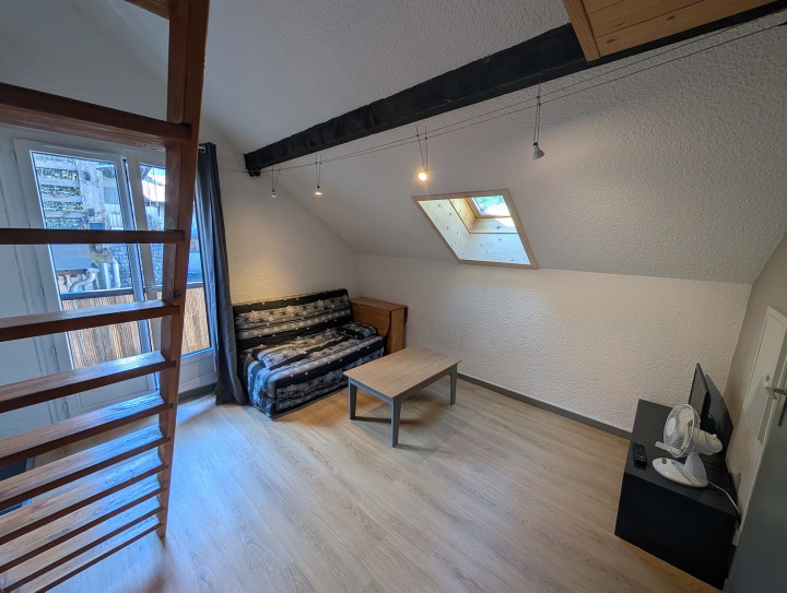 Studio Muzelle B Avec Mezzanine .Centre Bourg - Villard-Reculas