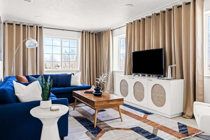 Bright & Modern King Retreat | Sloans Lake | 30day - Denver, CO
