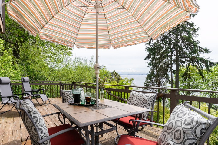 Vashon Waterfront Home With Amazing View - Tacoma, WA