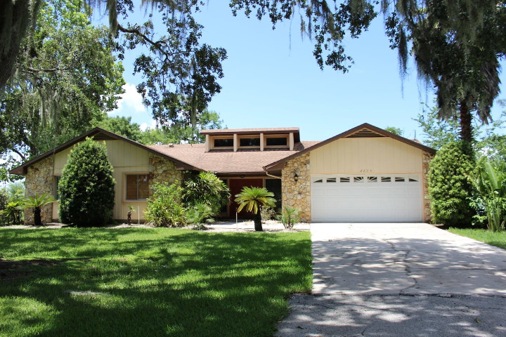 Gator Den | Lakeview 3br Retreat With Jacuzzi - Oviedo, FL