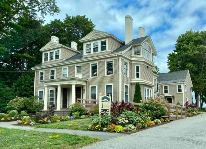 Broadway Historic Distric 2bd W Office - Bangor, ME