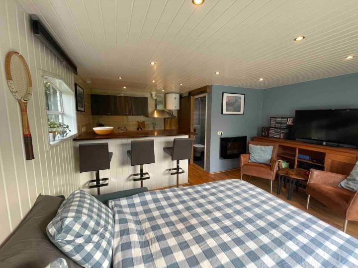 Guesthouse Aan Privé Tennisbaan, Bij Natuurgebied. - Doorn