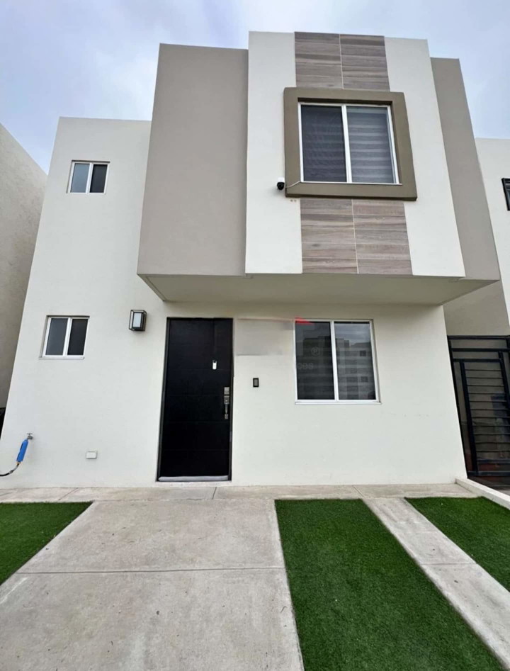 House With 3 Bedrooms, 24/7 Security, And A Washer-dryer - Tijuana