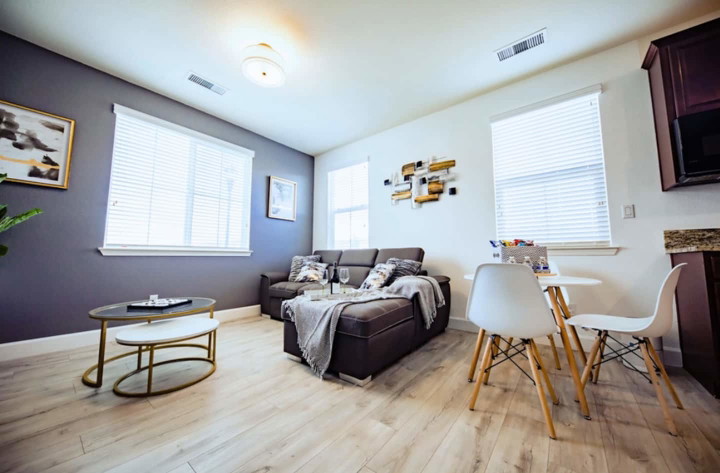 Cozy Modern Glam Private Guest Suite - Sparks, NV