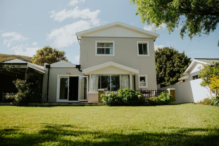 The Coastal Garden Apartment - Hermanus