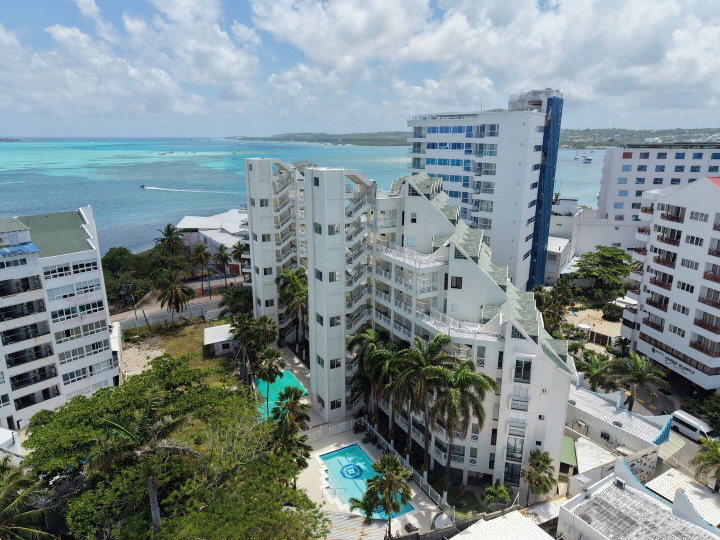 Apto Familiar En San Andres 3 Habitaciones Balcon - San Andrés