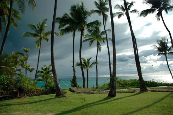 Vintage Sulla Spiaggia Monolocale Right On Charley Giovani Beach - Maui, HI