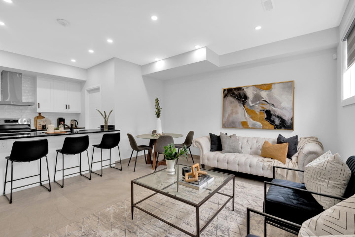 Luxury Unit Windsor (4-plex) - Windsor, ON, Canada