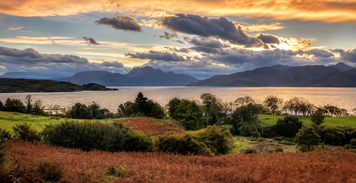 Award-winning Skye Longhouse With Sea Views - Mallaig