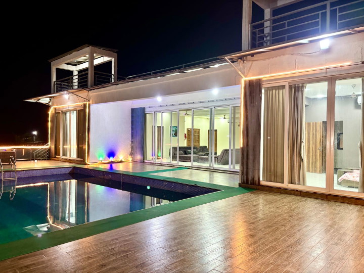 Shah Beachfront Villa With Swimming Pool - Dahanu - Dahanu