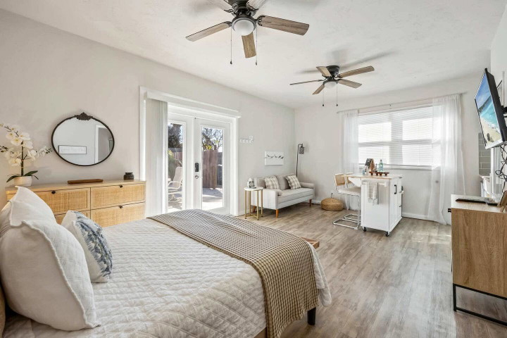 Sandpiper Studio | Across From Beach! - Satellite Beach, FL