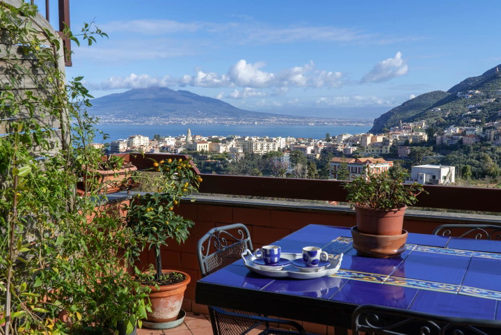 Sea View House Well Connected To The Beaches - Vico Equense
