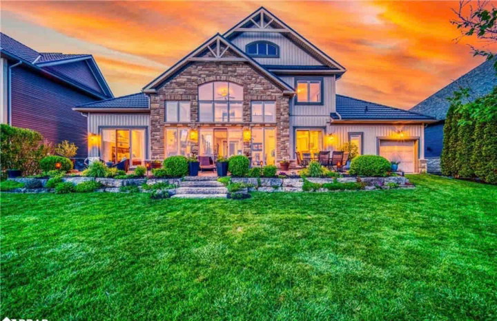 Lakefront Simcoe Cottage | Dock&kayaks |Firepit - Orillia