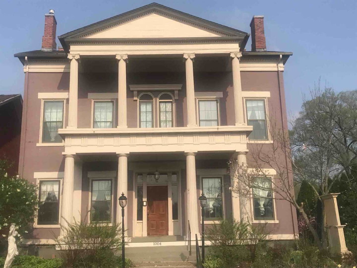 The Mansion On Park Avenue - Studio With Fireplace - Galena, IL