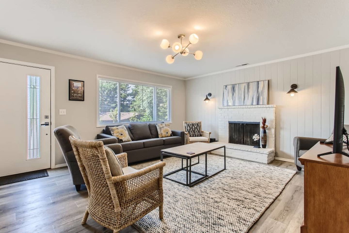 Warm & Inviting Home Away From Home - Portland, OR