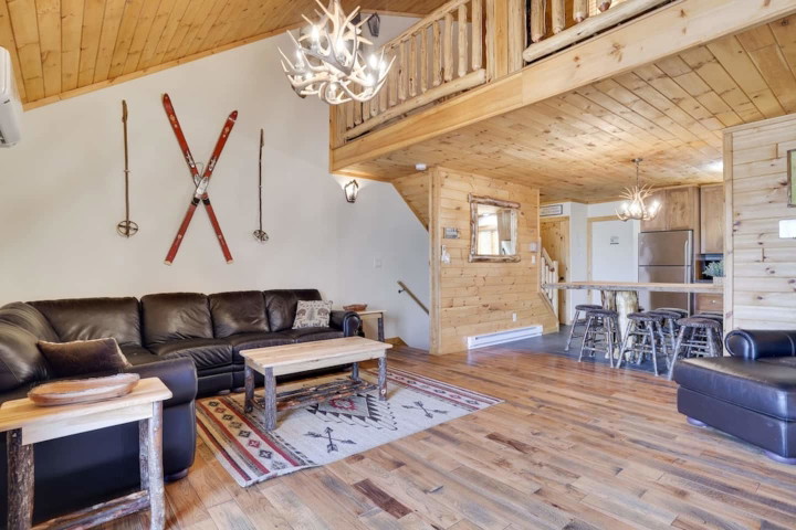 Camelback Cabin 20 In Poconos - Tannersville, PA