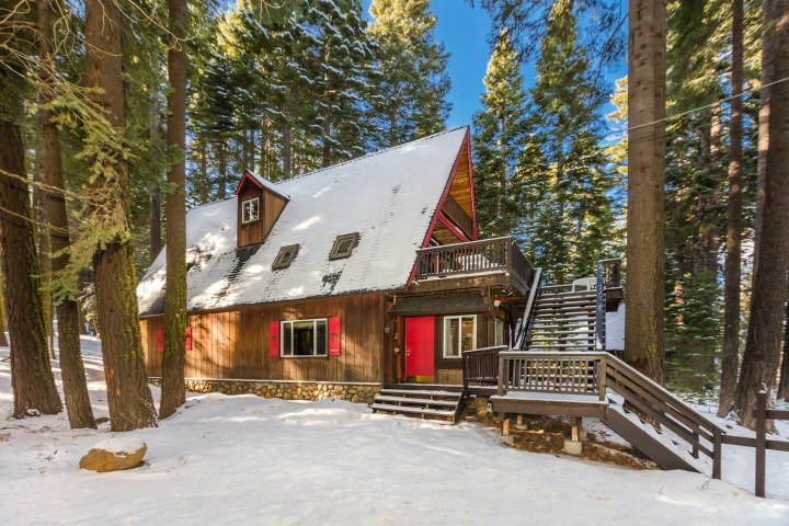 Bear Haven Last Minute Special Game Room, Hot Tub - Olympic Valley, CA