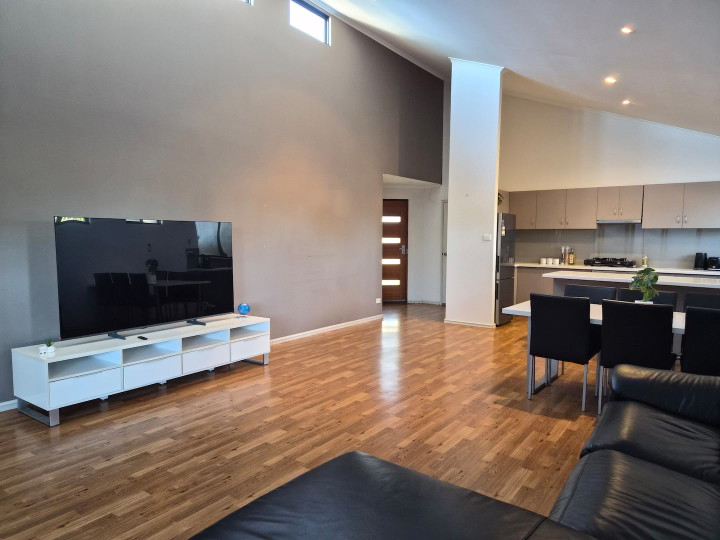 Modern Coastal Stay Near Shops & Amenities - Geraldton