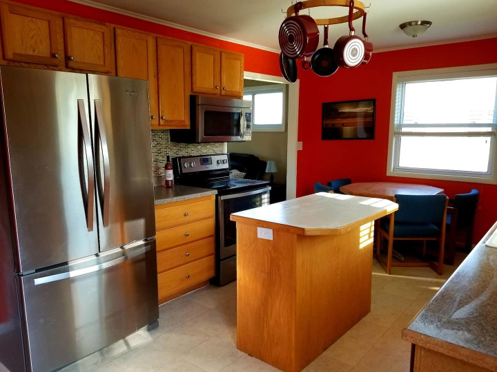 Fully Furnished 3 Bedroom Home, Close To Ferry's! - Mackinac Island, MI