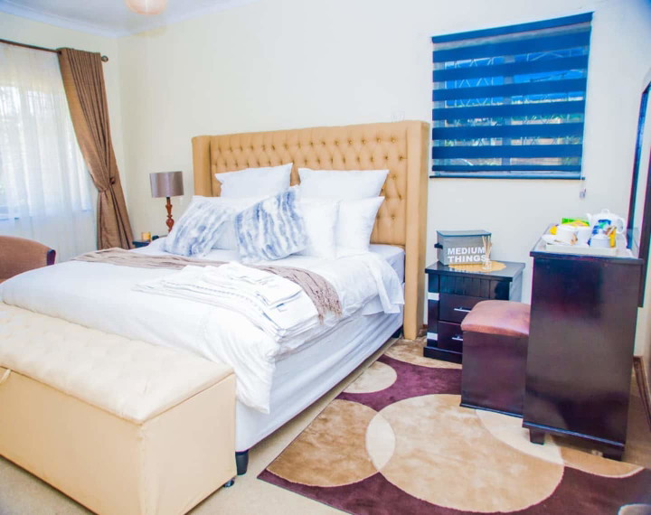 Cotswold Hills Home - Harare