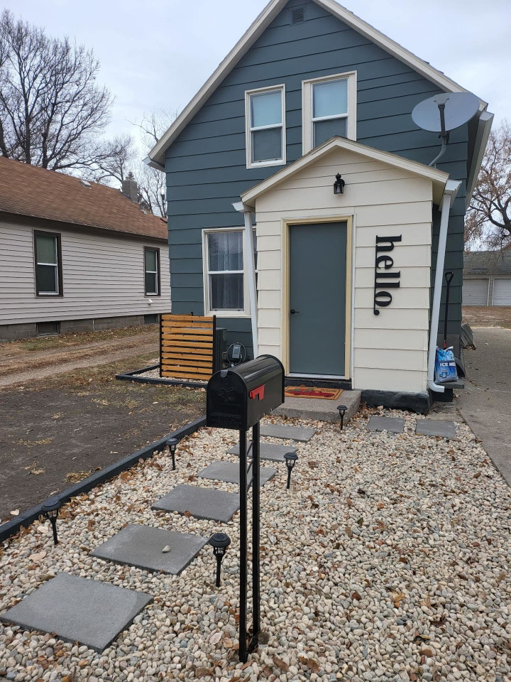 Comfy Cozy Cottage - Aberdeen, SD