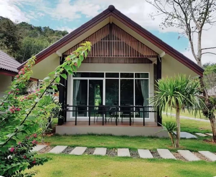 Luxurious Bungalow In Pure Nature-bfast Included - Ko Chang