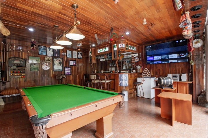 La Bohemia House For 16 + Pool Table And Table Football - Guadalajara