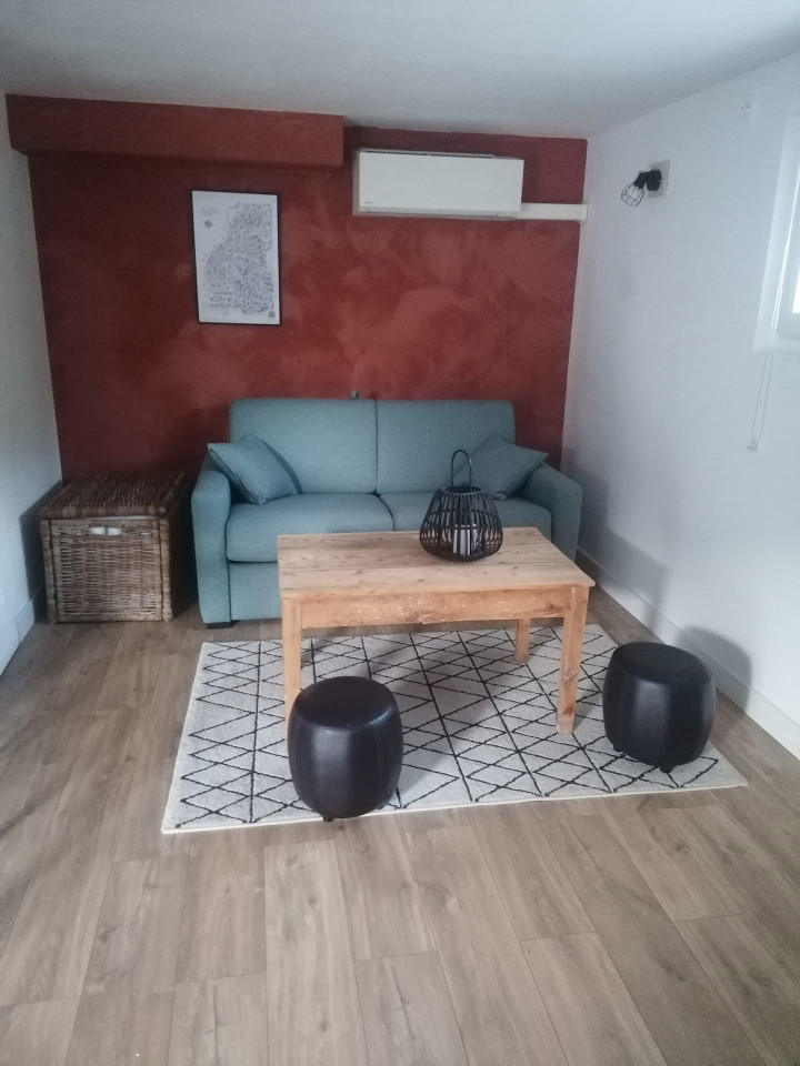 Petit Studio Pour 2 à 3 Personnes Dans Une Maison - Argonay