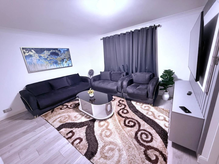 Beautiful Modern Ground-floor Apartment In Erith - Dartford