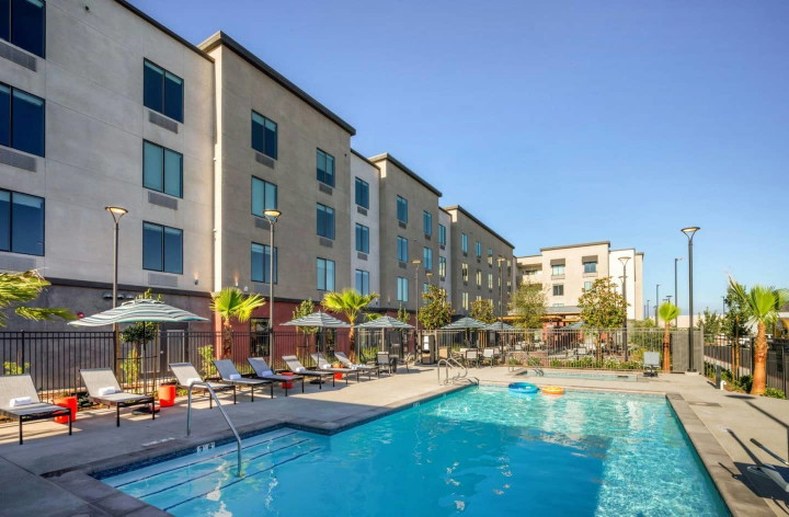 Ayres Hotel Rialto Fontana - San Bernardino, CA