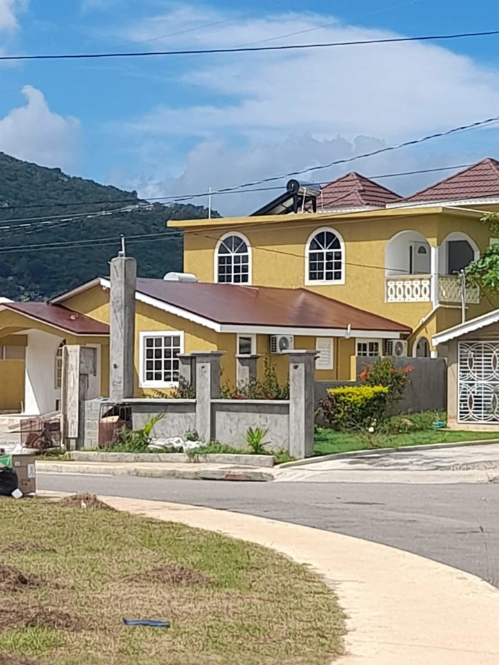 *Peaceful Cozy Place. Enjoy Home Away From Home - Montego Bay