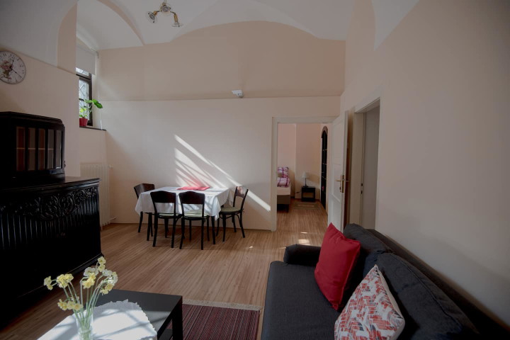 Apartment Stursula In Historic Old Town Bratislava - Bratislava