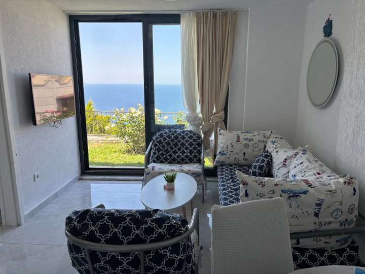 1+1 With Sea View And Air Conditioning In Yalıkavak - Gümüşlük
