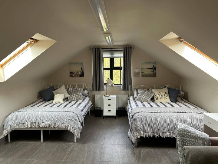 Omagh Studio B&b With Light Breakfast Inc - Omagh