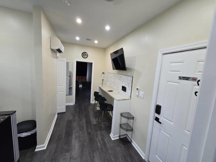 2br Apt @ 3rdfloor W/balcony 13mins To Phl Airport - Chester, PA