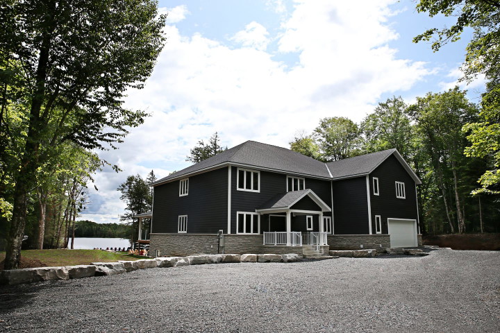 The Winsley Luxury Muskoka Lakehouse As Seen On Tv - Huntsville
