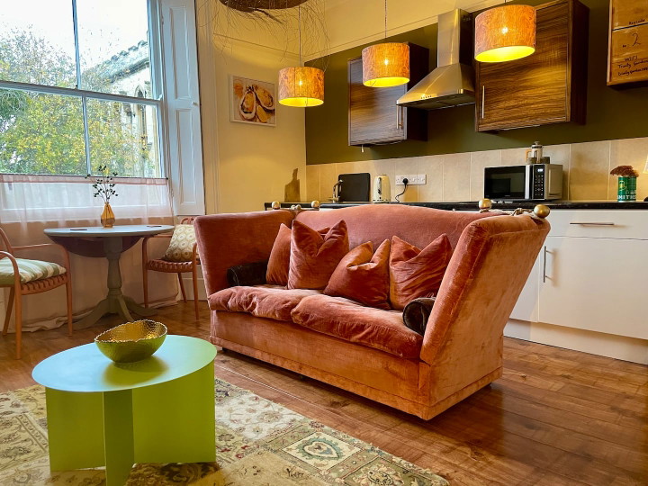 Taunton, Parking And No Stairs - A Boutique Gem! - Taunton