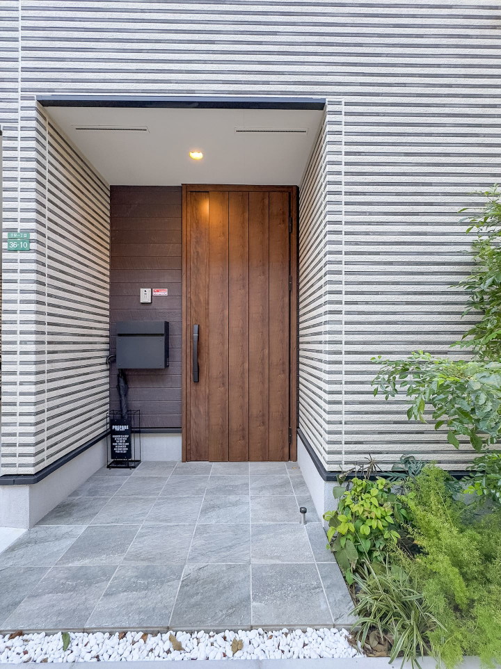 Ikebukuro New House | 6 Min Walk To Yomichi Station | 3 Bedrooms | Double Bath | 106 Sqm | Free Parking | Direct To Shibuya Shinjuku - Ikebukuro
