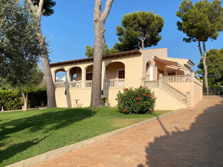 Villa S'olivera Es Perfecto Para Familias O Amantes De La Playa Y Los Deportes - Calviá