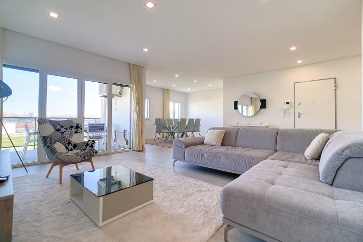 3-bedroom/luxury/beaches/lisbon Apartment - Amora