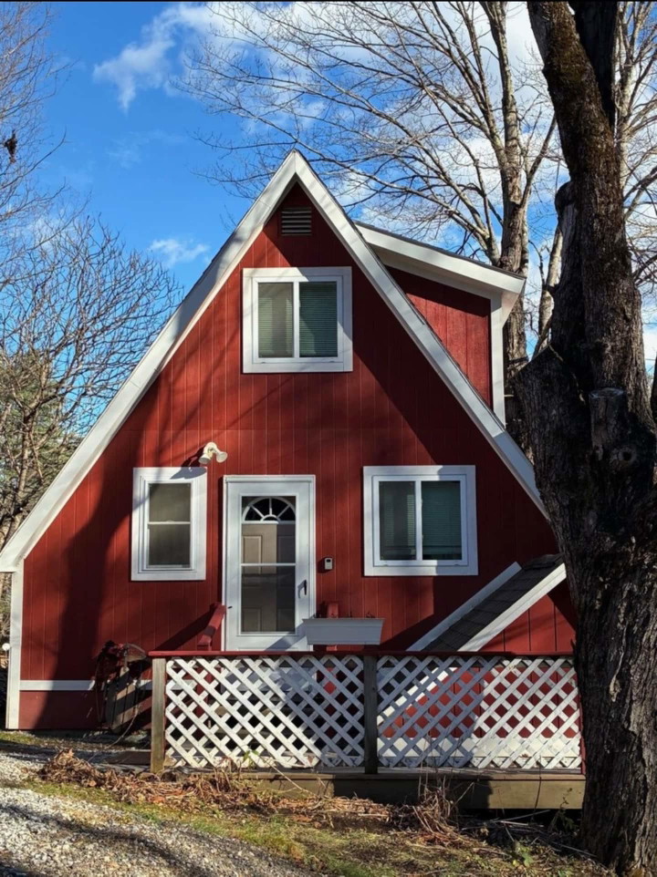 Red Sleigh Cabin - Cozy Retreat On The Pemi River - Campton, NH