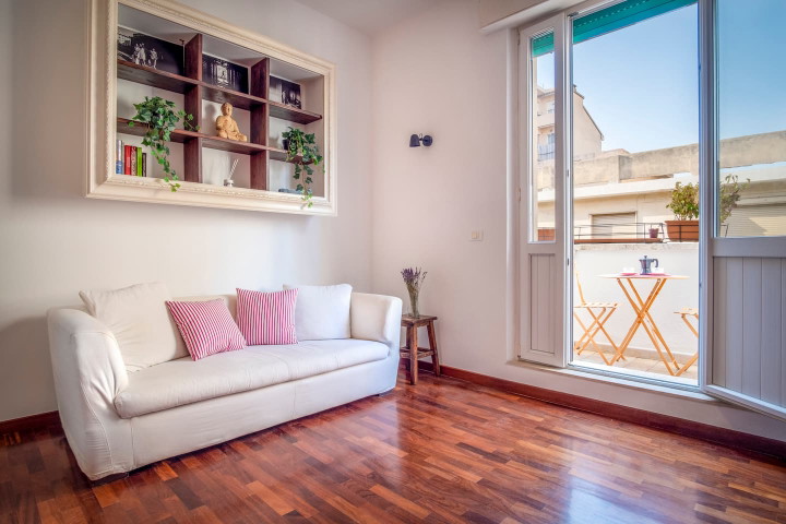 Close To The Ferry Terminal, Free Parking - Livorno
