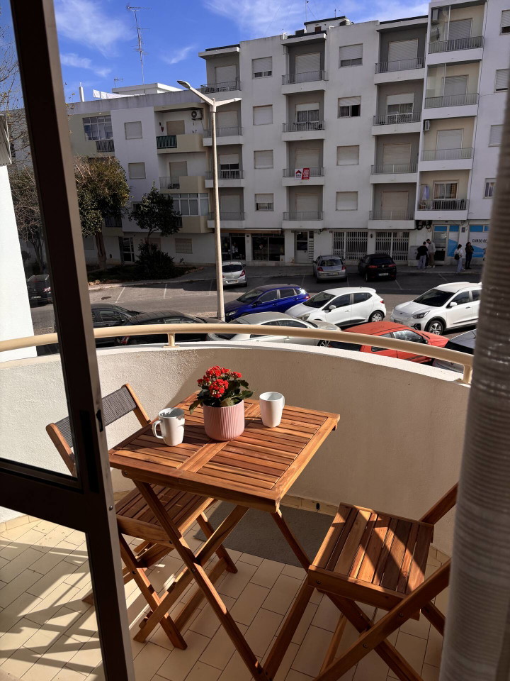 Bright T1 In Faro4 Guestsequipped Kitchenairport - Faro