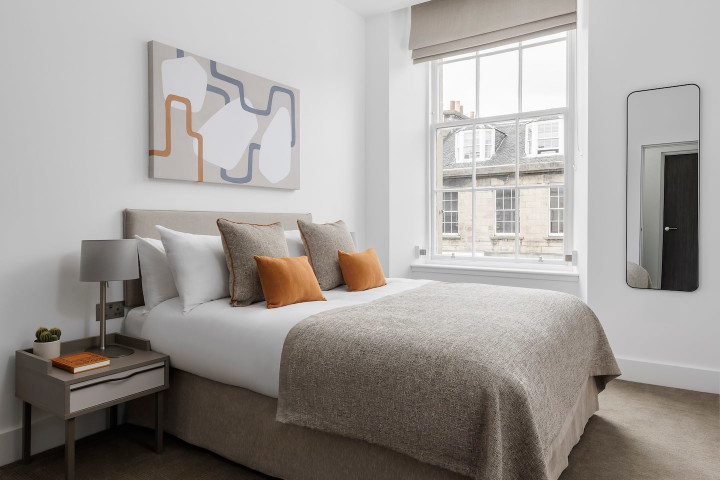 Modern & Stylish One-bedroom Executive Suite - Edinburgh