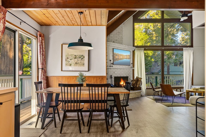 Little Bear | Cozy Family Cabin + Walk To Lake - Lake Arrowhead, CA