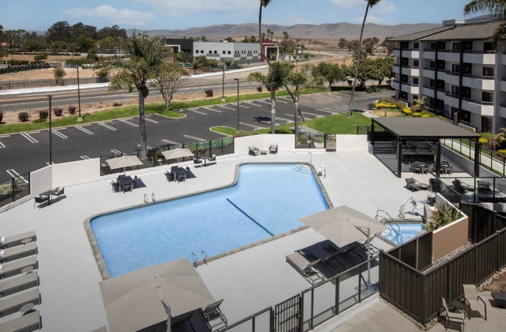 Stylish 3 Separate Hotelkitchensuites W/ Breakfast - Santa Maria, CA