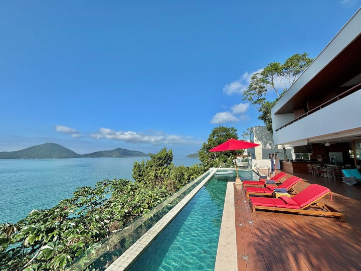 Casa Espectacular Alto Padrão C/ Vista Exclusiva - Ubatuba