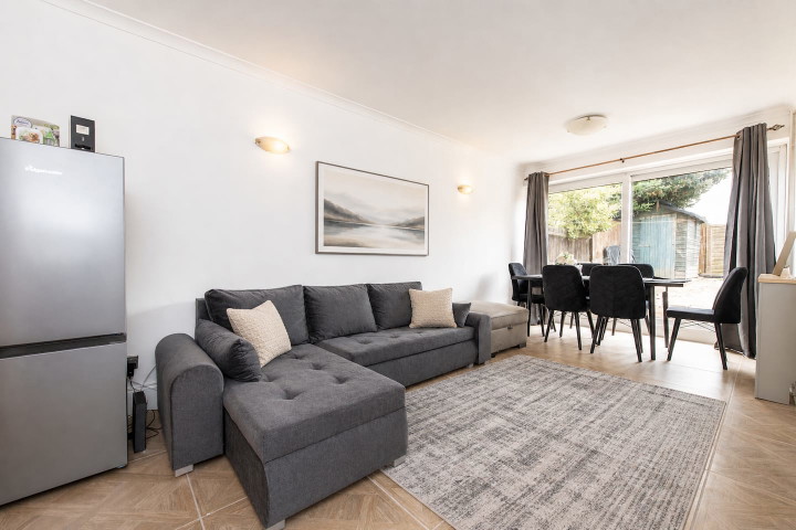 Relaxed 4 Bed House / Driveway Parking / Sleeps 7 - Beckenham