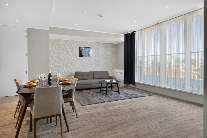 Spacious 2bdr Apt | Midi 33 By Reside - Bruxelles