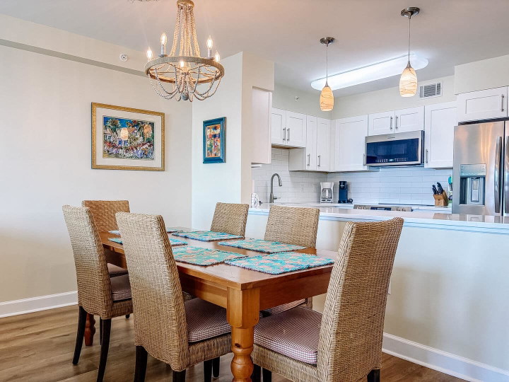 River Views! Pool, Walk To Town & Beach - Tor 2b - Charleston, SC